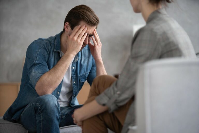 Entendendo os Diferentes Tipos de Neuroses: Guia Completo